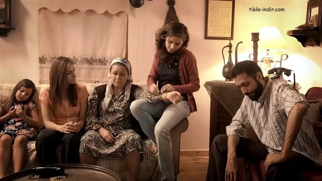 Dabbe: The Curse Of Jinn (2013) Filem Turki Diadabtasi Dari Kisah Benar ...