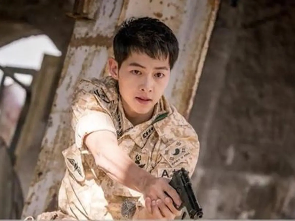 15 Watak Askar Yang Memukau Dalam Kdrama - DaebaKing